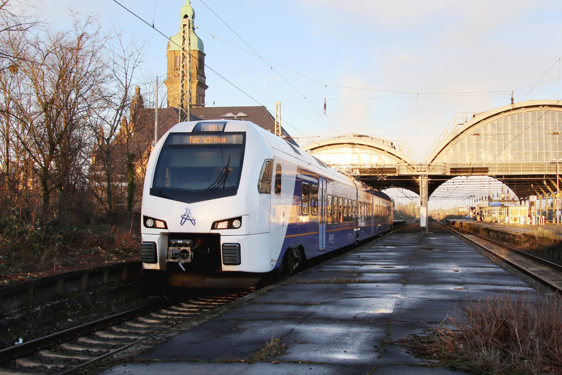 Erster Stadler FLIRT mit ETCS GUARDIA als Dreiländerzug unterwegs - Eisenbahn.blog